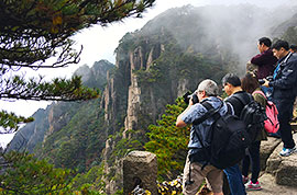 Huangshan Tours: Best Vacation Packages to Yellow Mountain & Old Towns