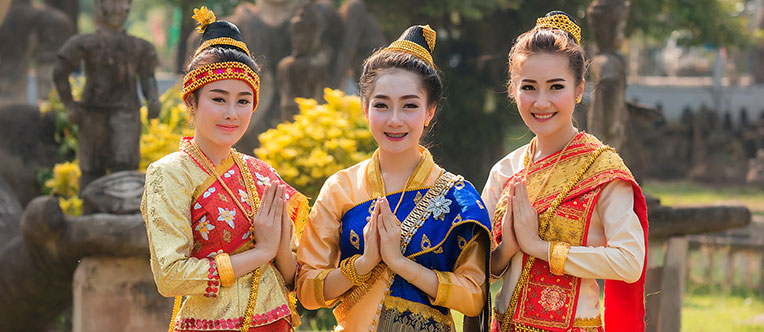 10 Days Laos Private Tour: Luang Prabang, Kamu Lodge & Muang La