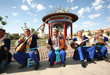 7 Days Xinjiang Tour: Urumqi, Khorgos, Yining, Xinyuan, Zhaosu